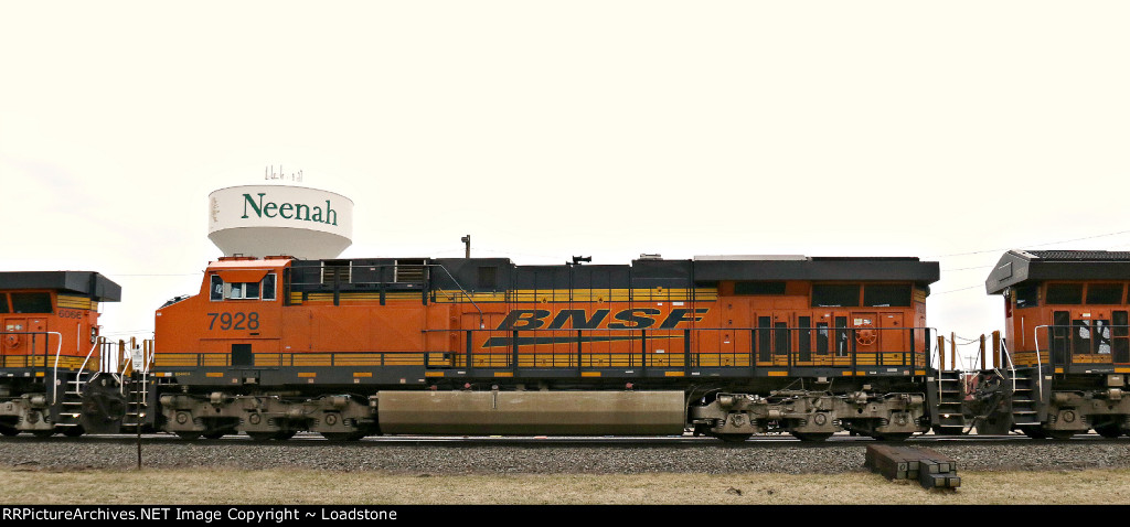 BNSF 7928